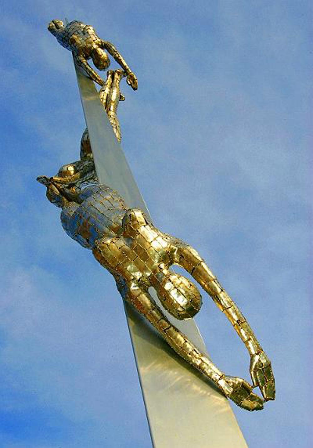 Public art piece: Swimmers Sculpture